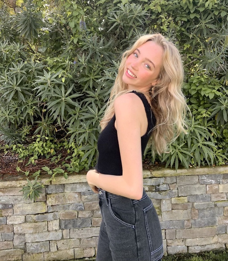 Picture of Ava Moselle