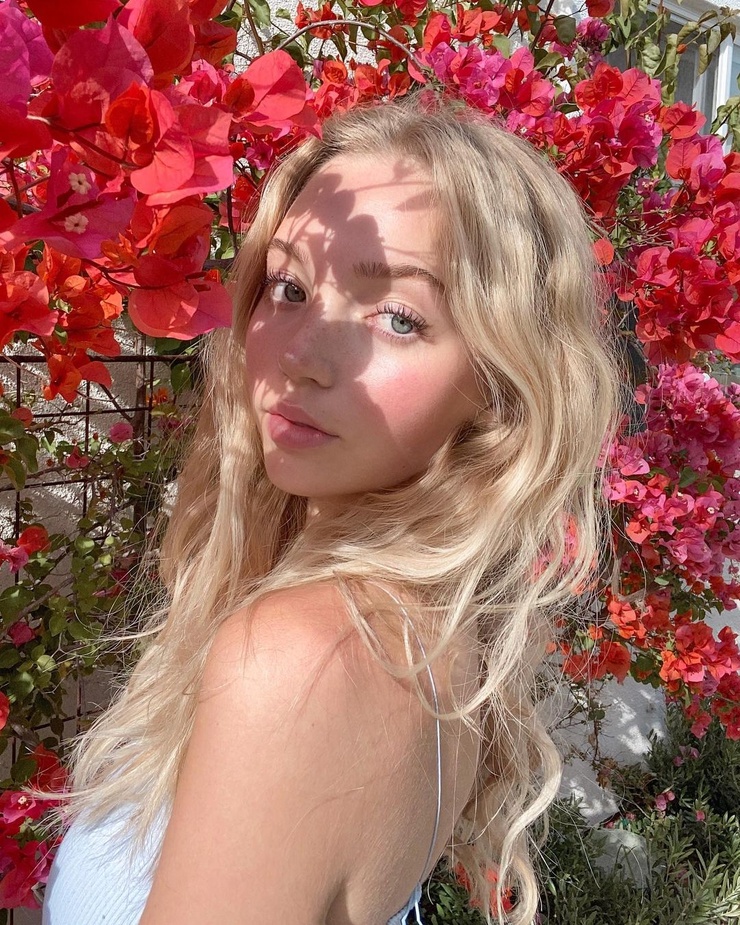 Picture of Ava Moselle