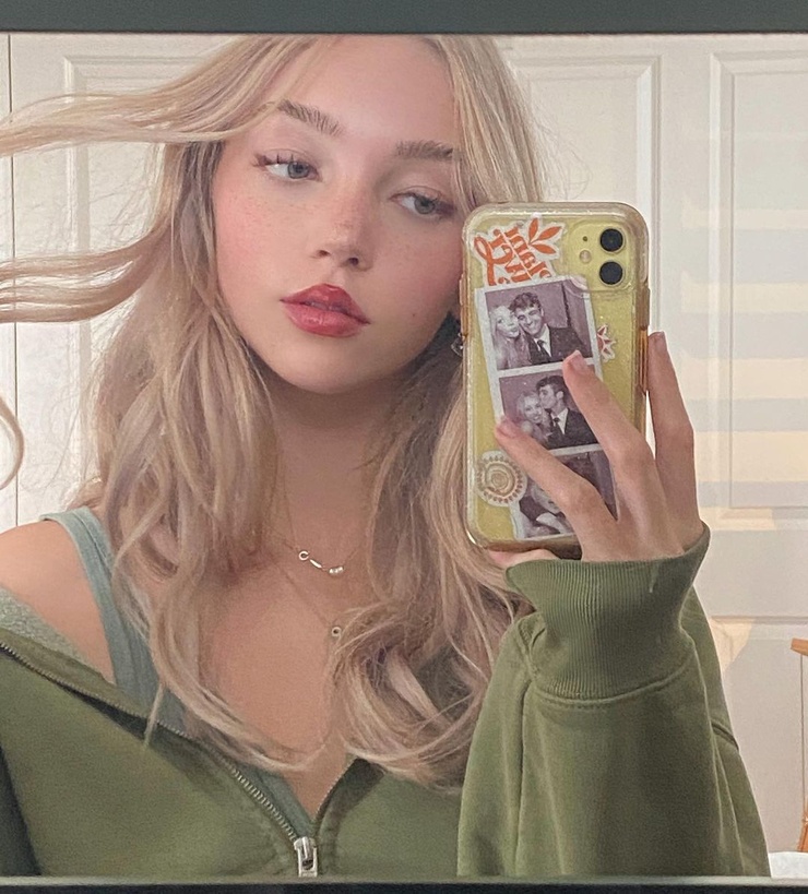 Picture of Ava Moselle