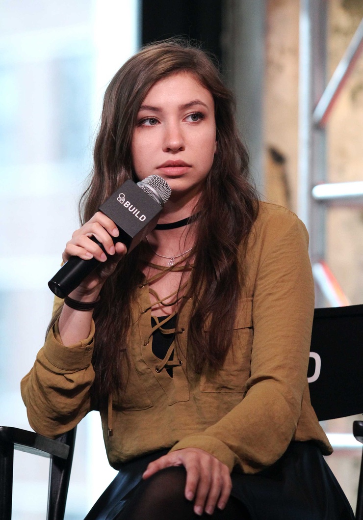 Picture of Katelyn Nacon