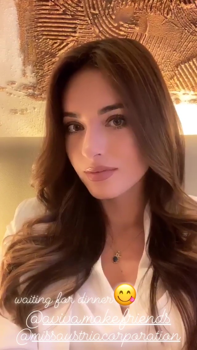Picture of Izabela Ion