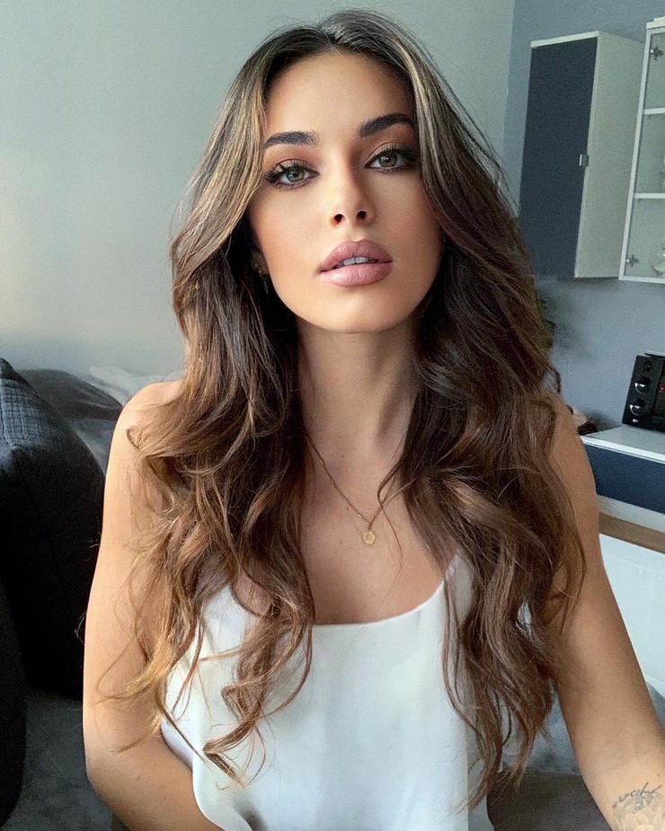 Picture of Izabela Ion