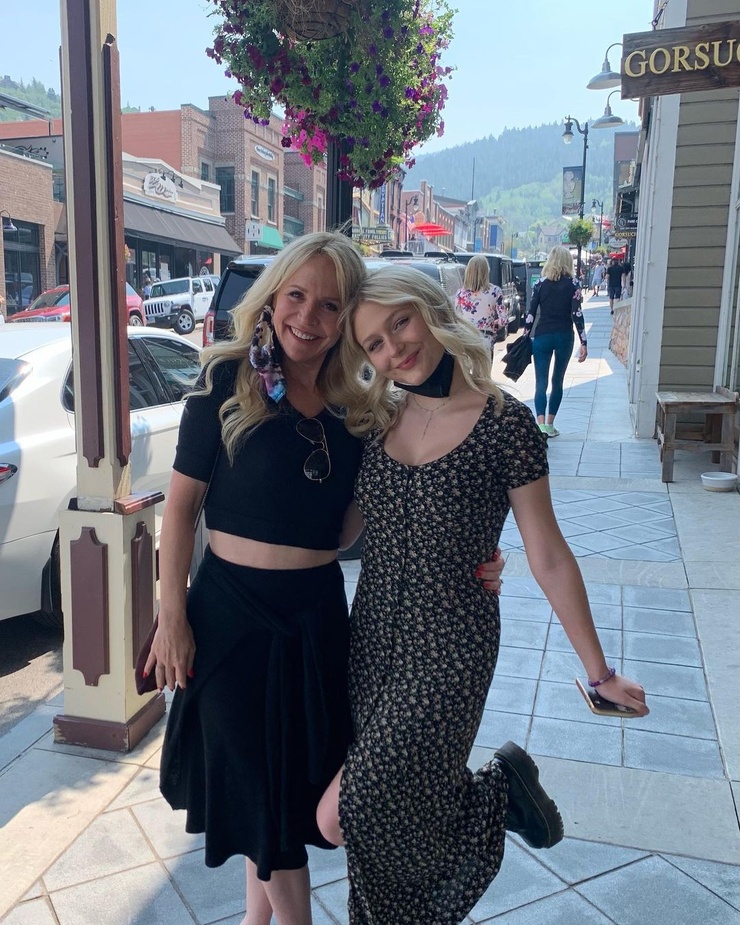 Alyvia Alyn Lind picture