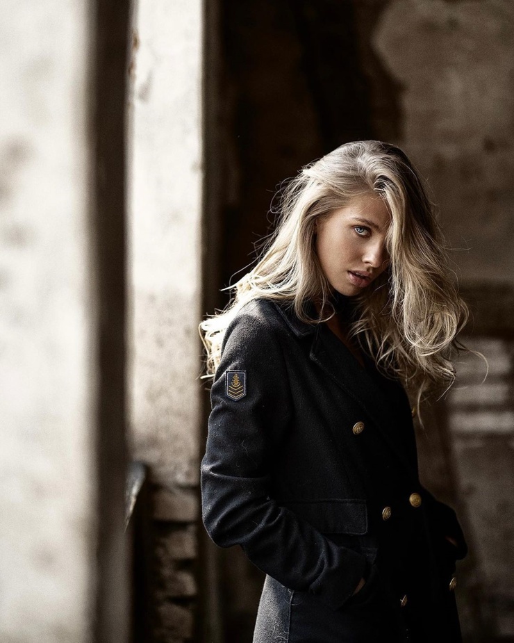 Picture of Alexa Breit