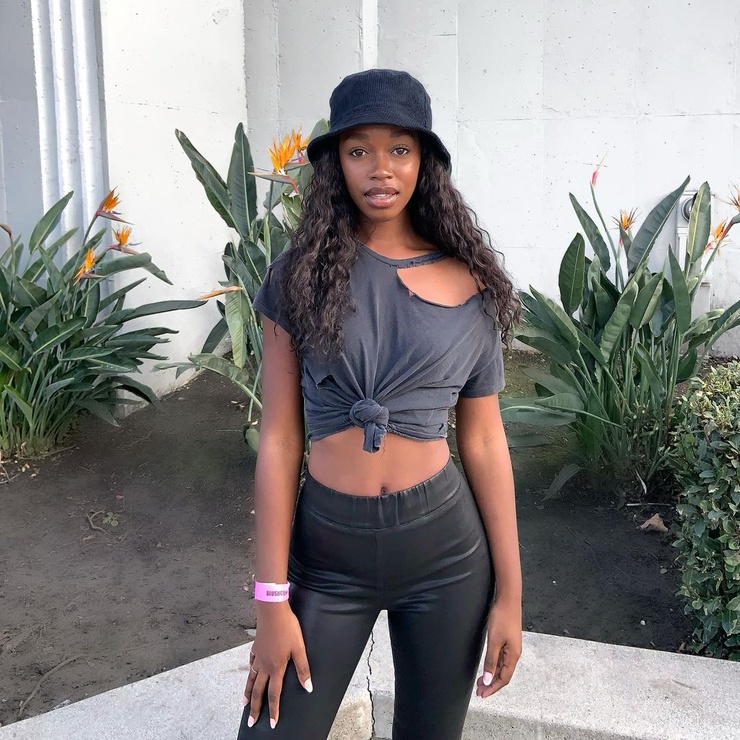 Jessica Williams image