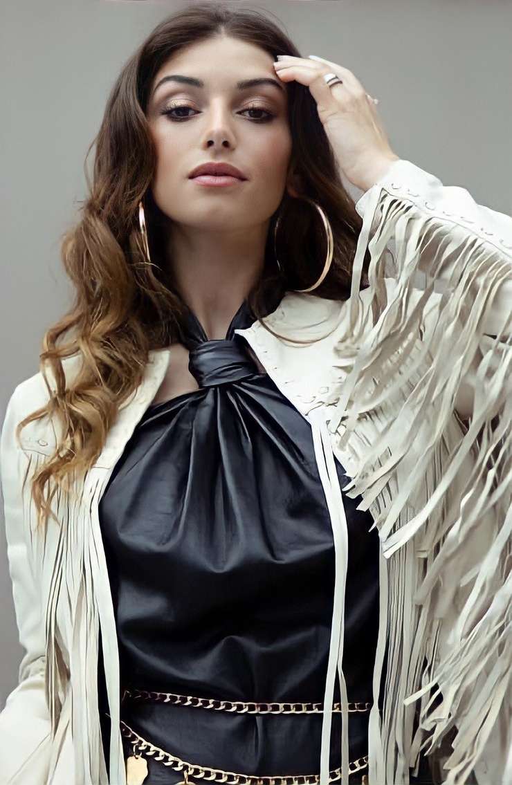 Picture of Mimi Keene