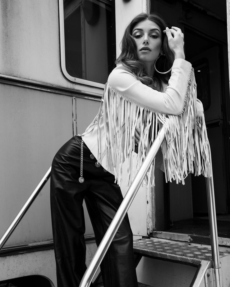 Picture of Mimi Keene