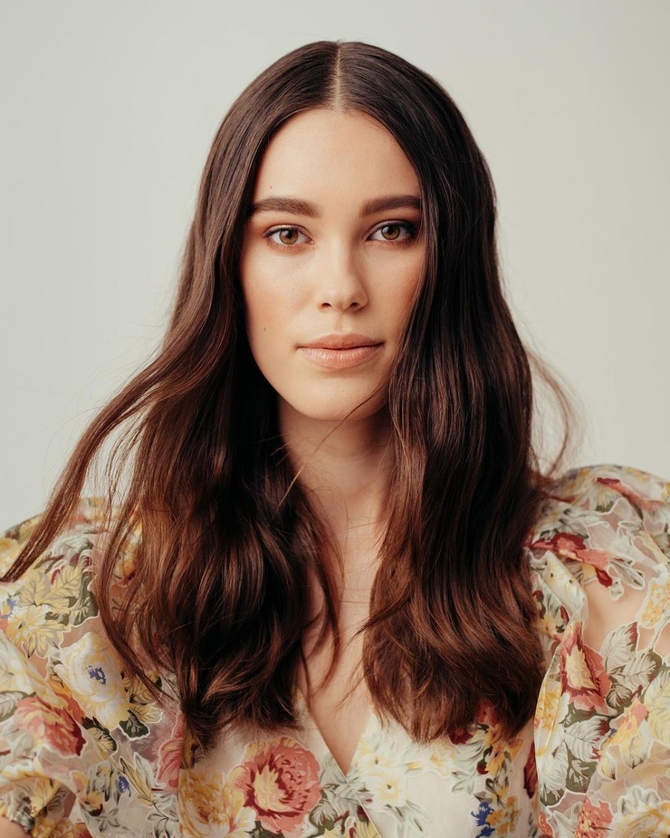 Picture of Amrine White