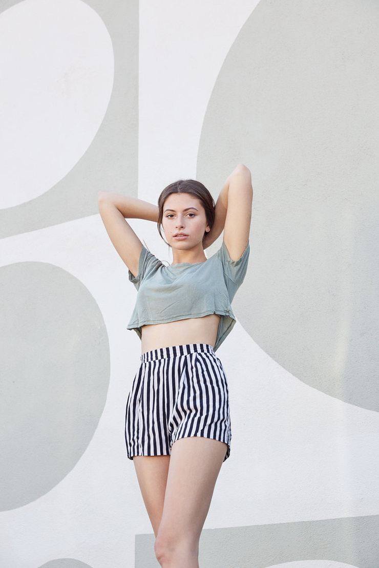 Picture of nina barker