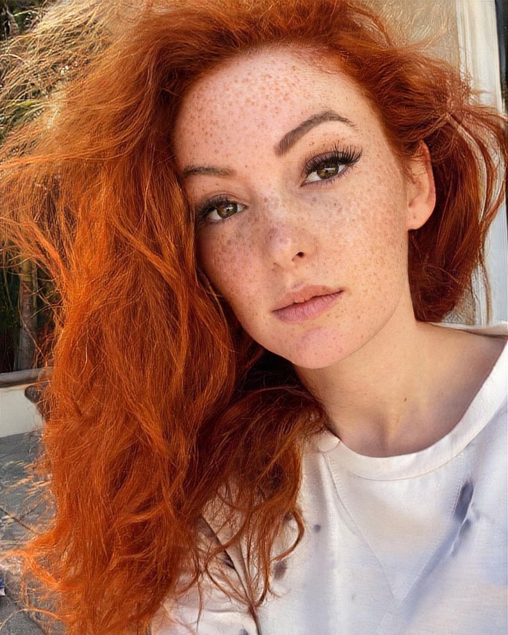 Picture of Nicole Simone