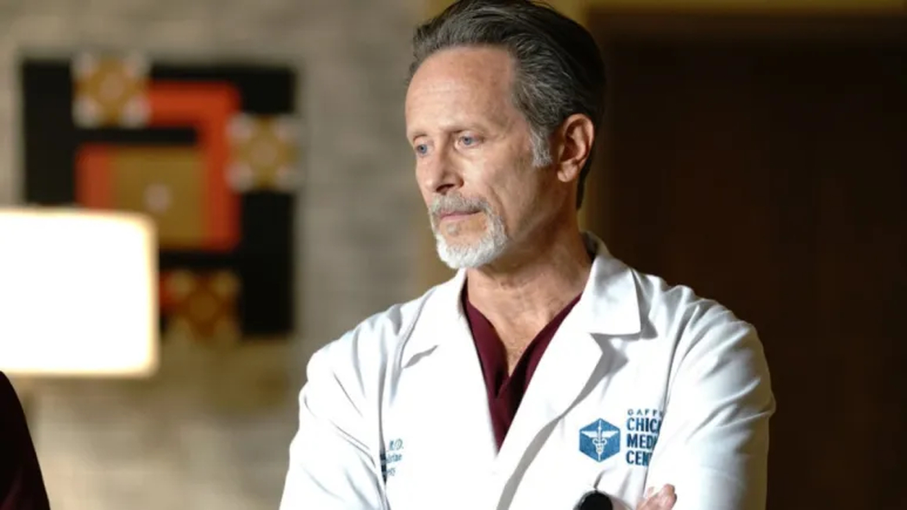 Picture of Dean Archer (Chicago Med)