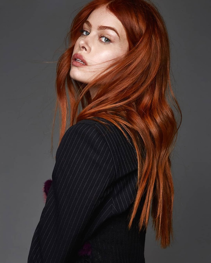 Picture of Lara Wolf Model