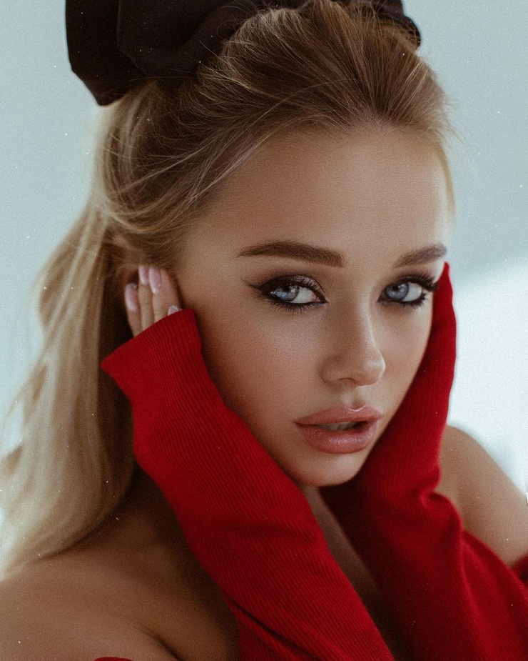 Picture of polina lebedeva