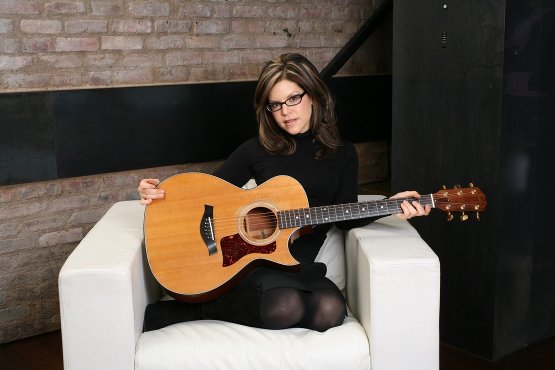Image of Lisa Loeb