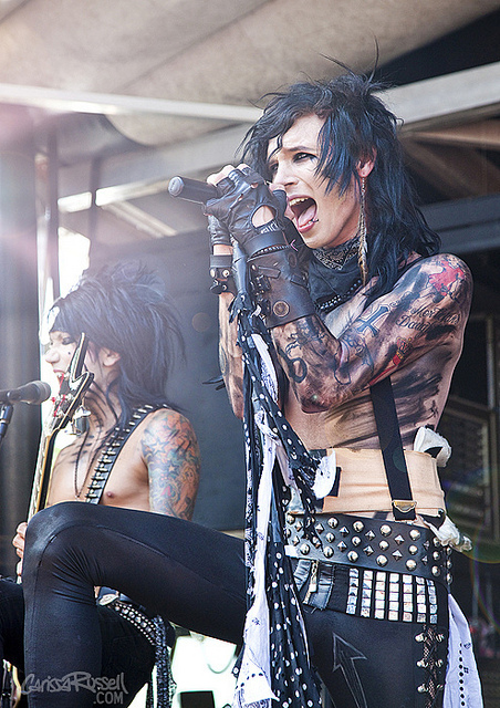 Andy Sixx image