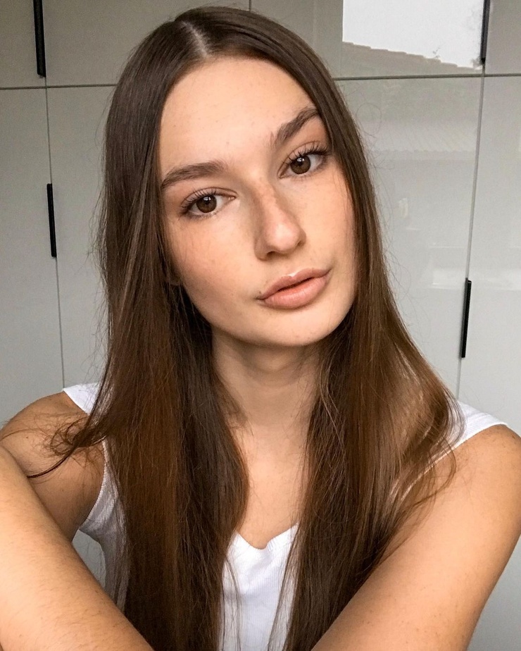 Picture of KAROLINA BAYER