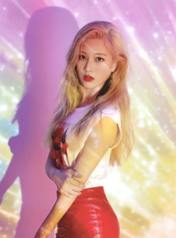 Kim Lip image