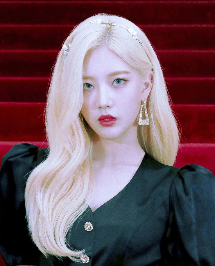 Picture of Kim Lip