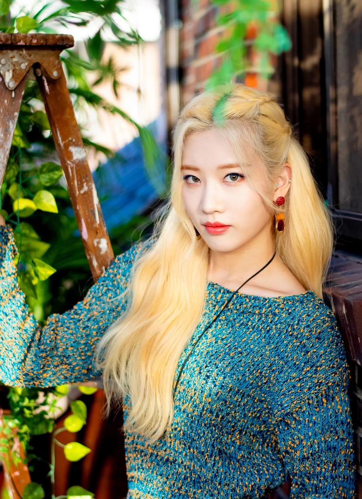 Picture of Kim Lip