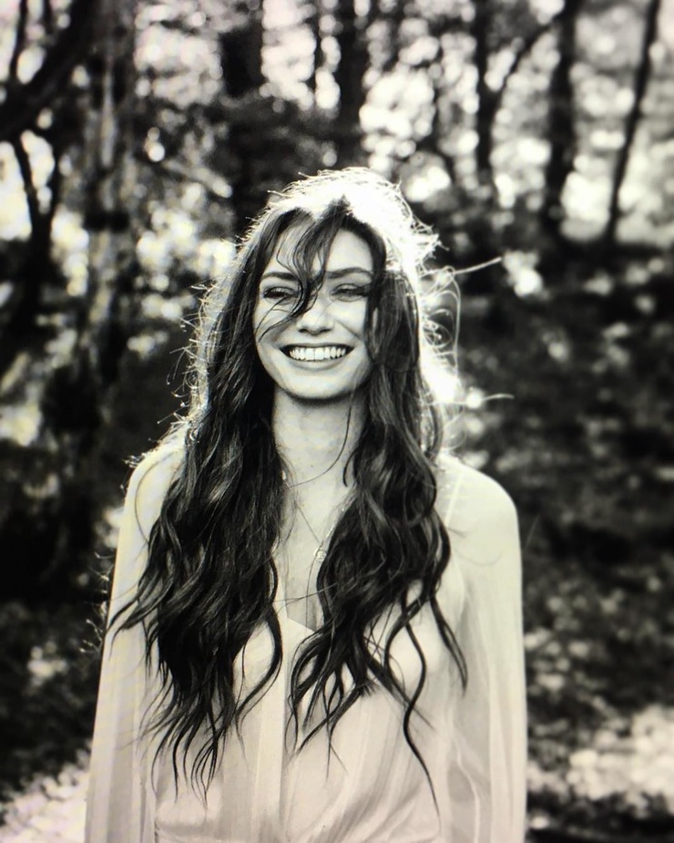 Picture of Eleanor Tomlinson