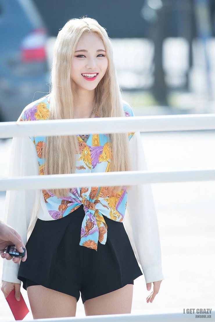 Image of Jinsoul