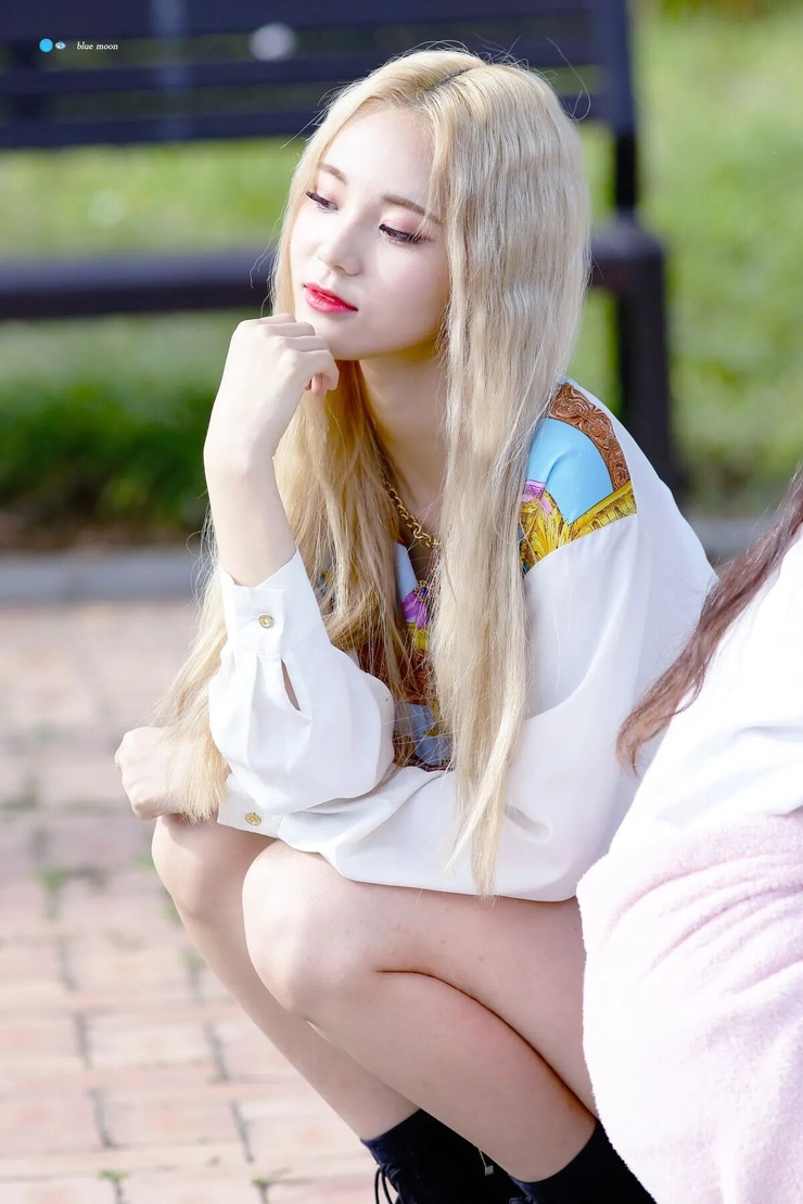 Picture of Jinsoul