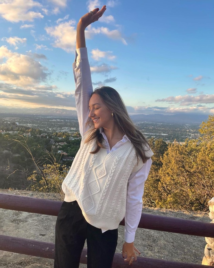 Picture of Ava Cota