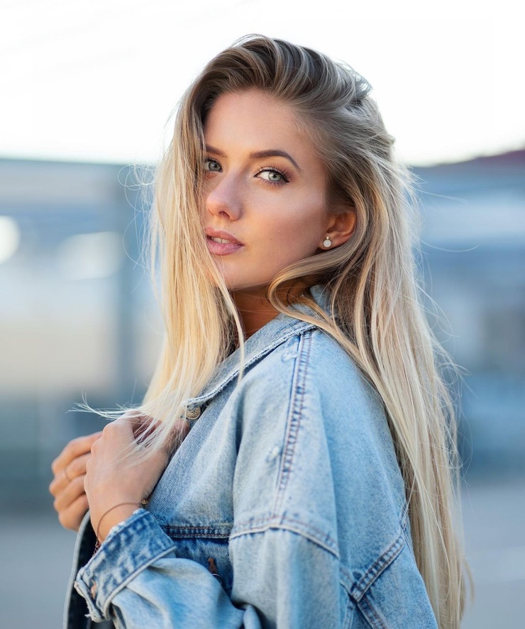 Picture of Alica Schmidt