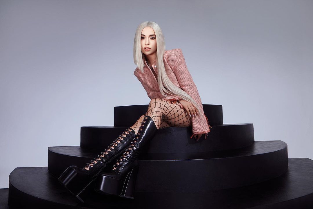 Ava Max picture