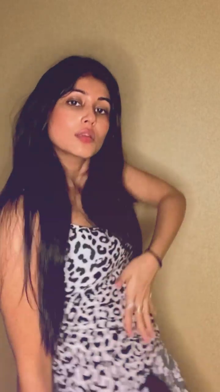 Madhurima Basak picture