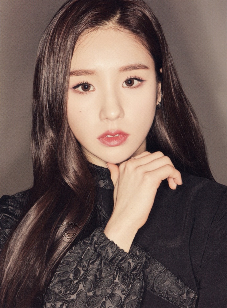 Picture of HeeJin