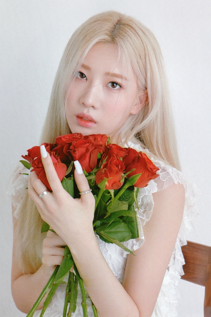 Picture of Kim Lip