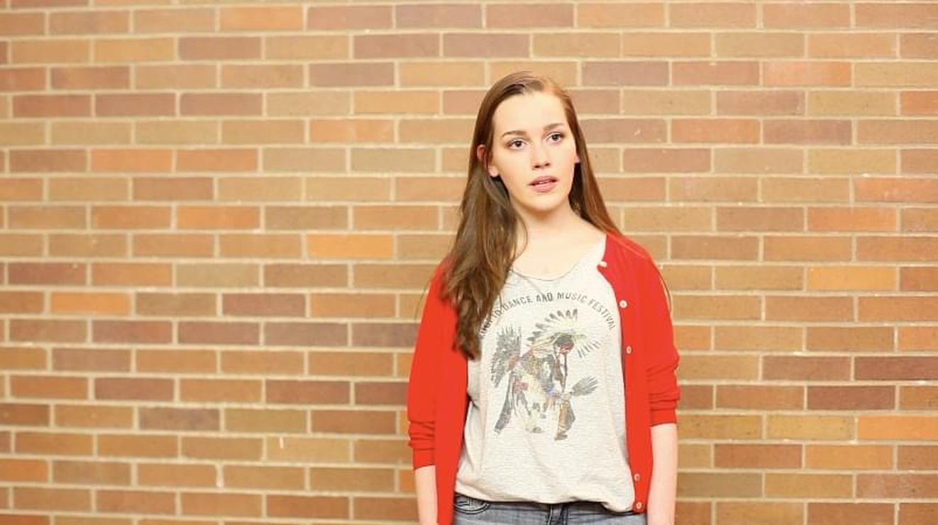 Victoria Pedretti picture