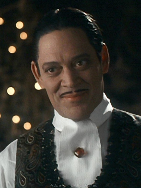 Picture of Gomez Addams (Raúl Juliá)