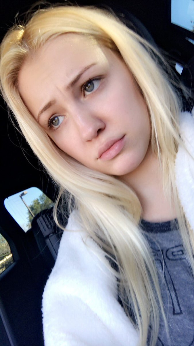 Picture of Ava Sambora