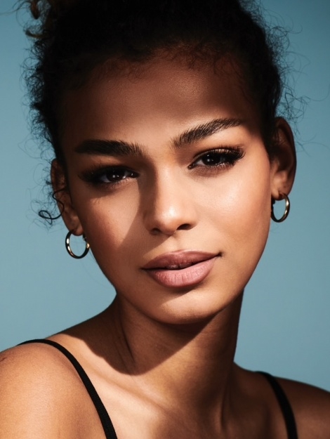 Picture of Pamela Hughes