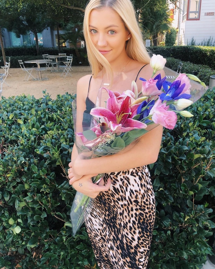 Picture of Ava Sambora