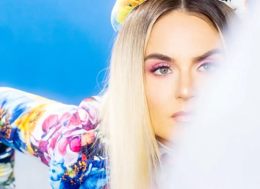 Picture of Joanna 'JoJo' Levesque