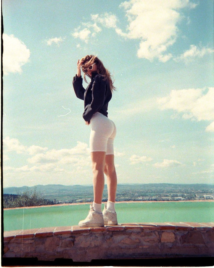 Valentina Fradegrada image