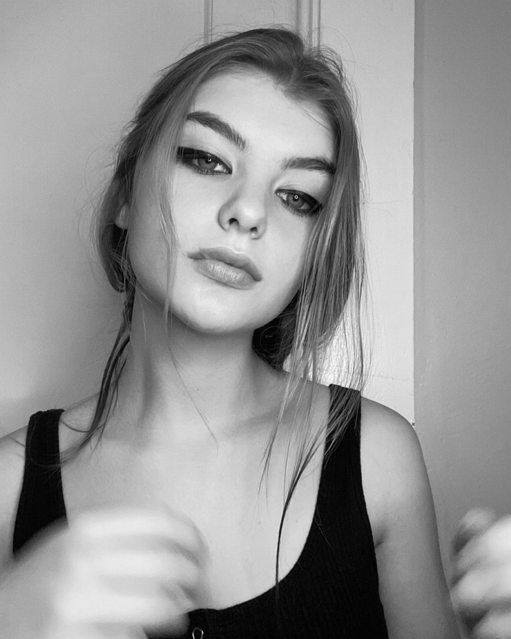 Picture of Lyliana Wray