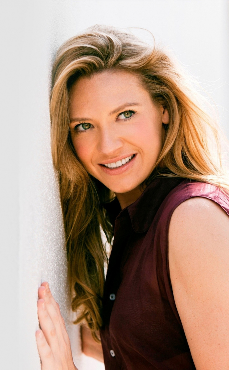 Anna Torv