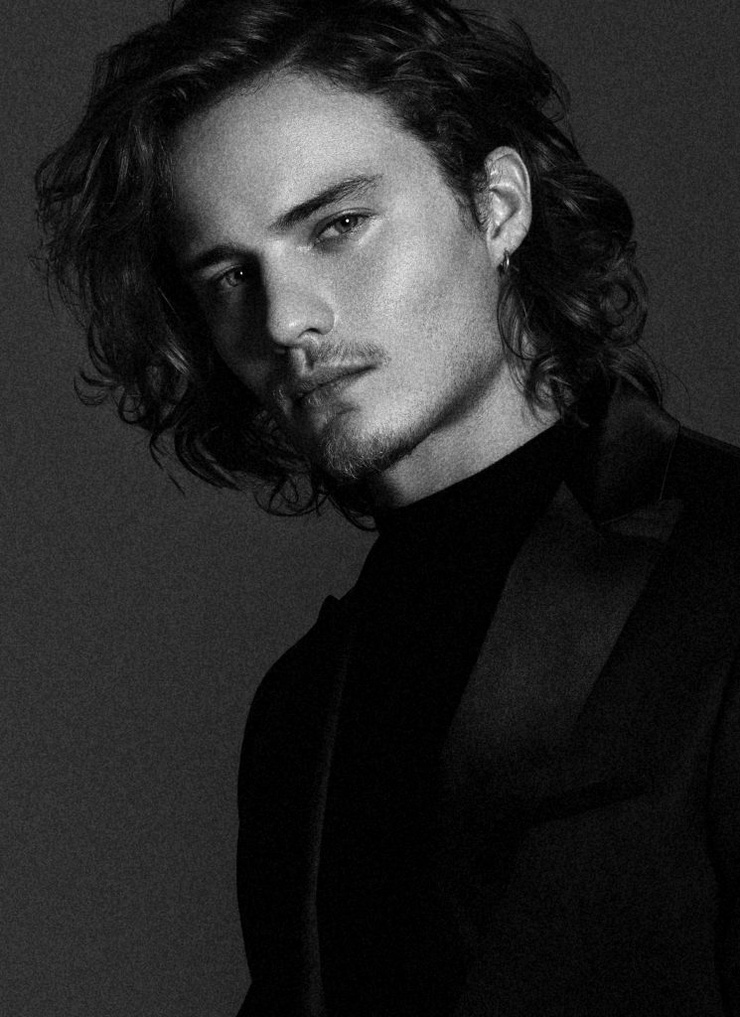 Picture of Justin Barnhill