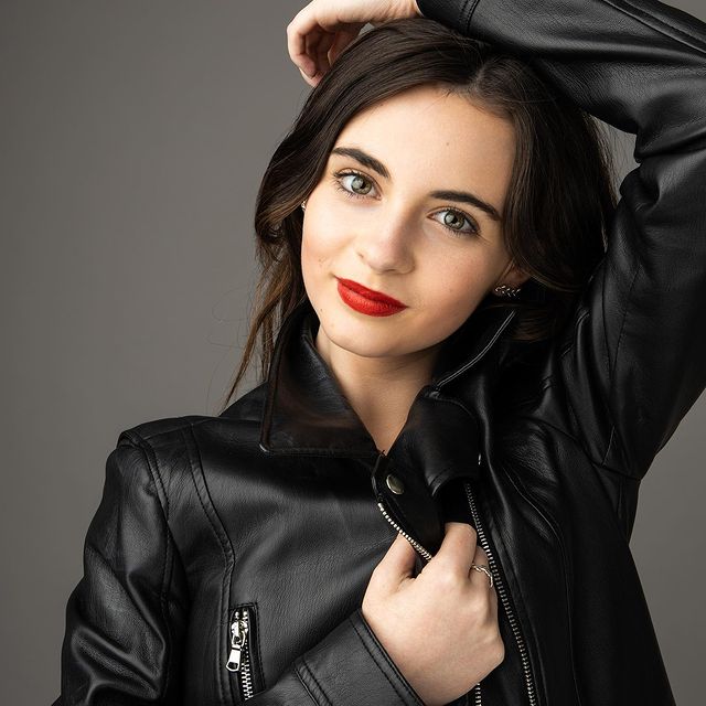 Picture of Lara McDonnell