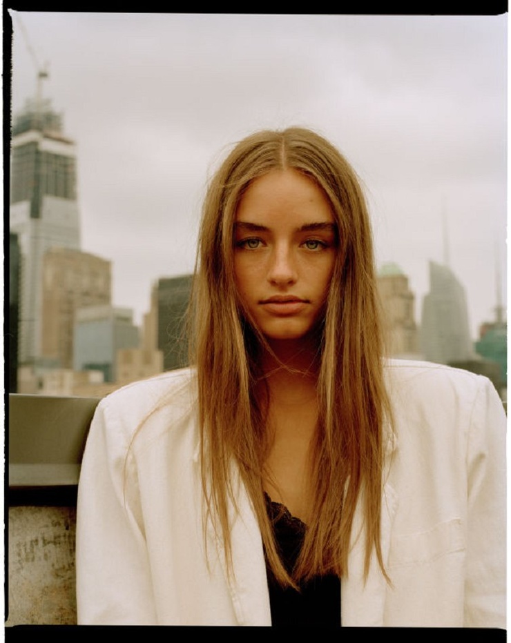 Picture of Sydney Walker (model)