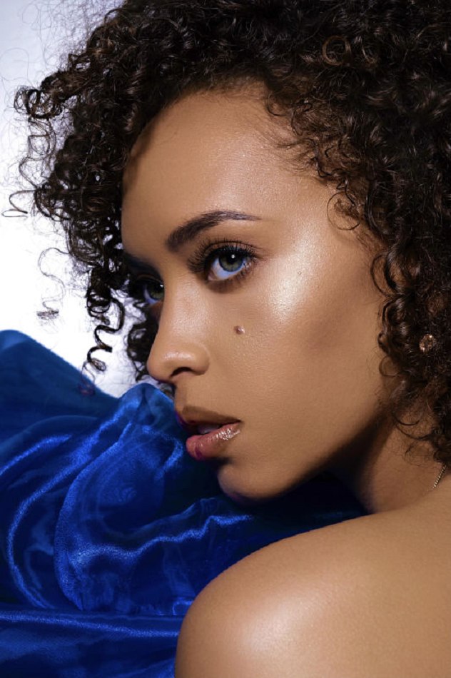 Picture of Monique Sypkens