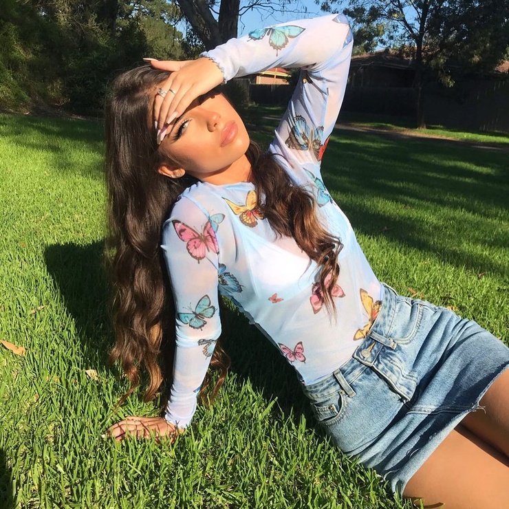 Picture of Leah Halton