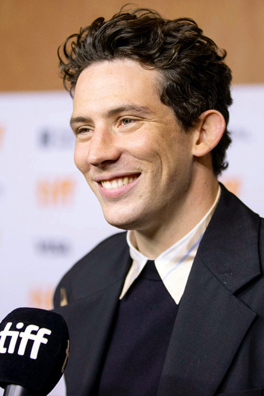 Picture of Josh O'Connor