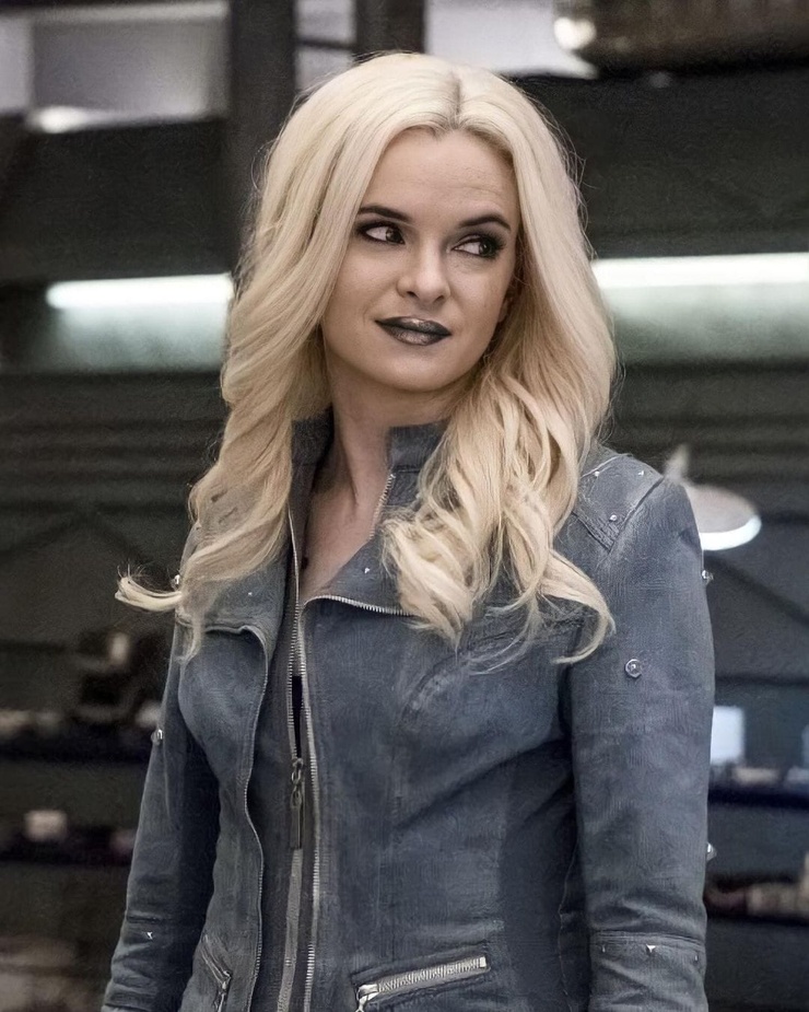 Picture of Caitlin Snow (Killer Frost) (Flash CW )