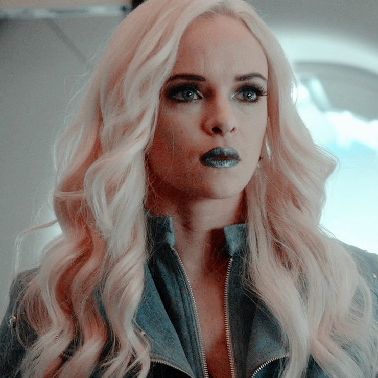 Picture of Caitlin Snow (Killer Frost) (Flash CW )
