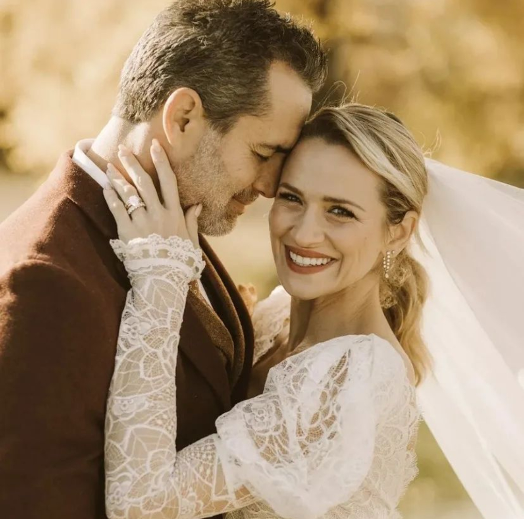 Image of Shantel VanSanten